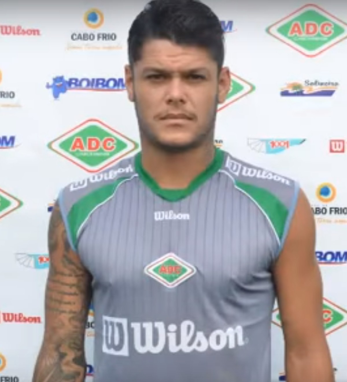 Ex-Galo e com passagem pela Tunísia, Wendel é avaliado pelo Comercial ...