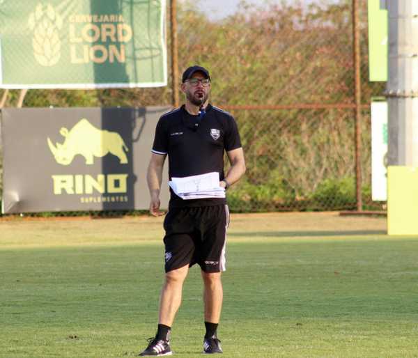 Rogério Corrêa revela que o Votuporanguense quer a vaga na Série D do ...