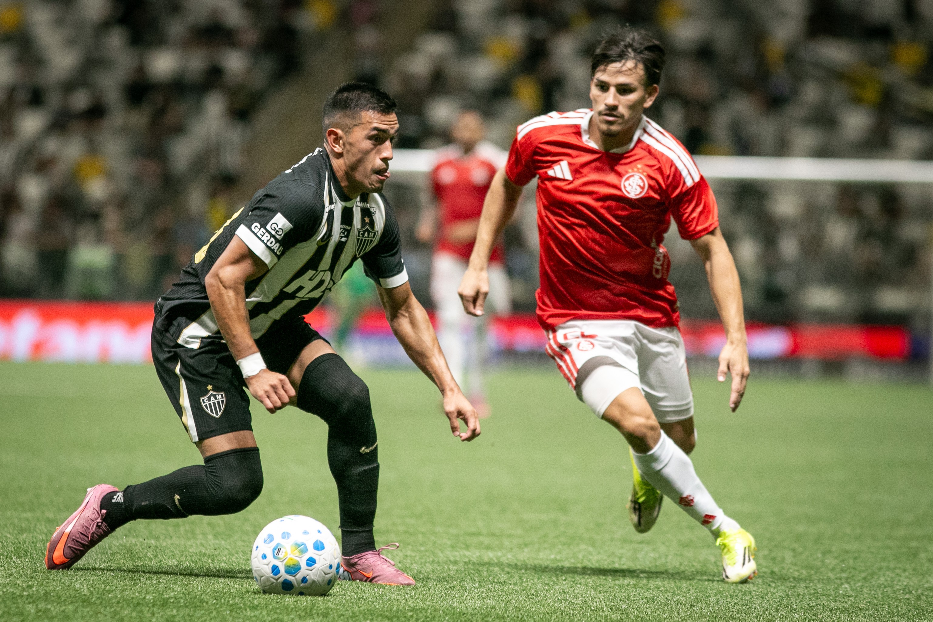 Atuações: Bernabei falha em gol e é o pior do Inter em derrota | Ge