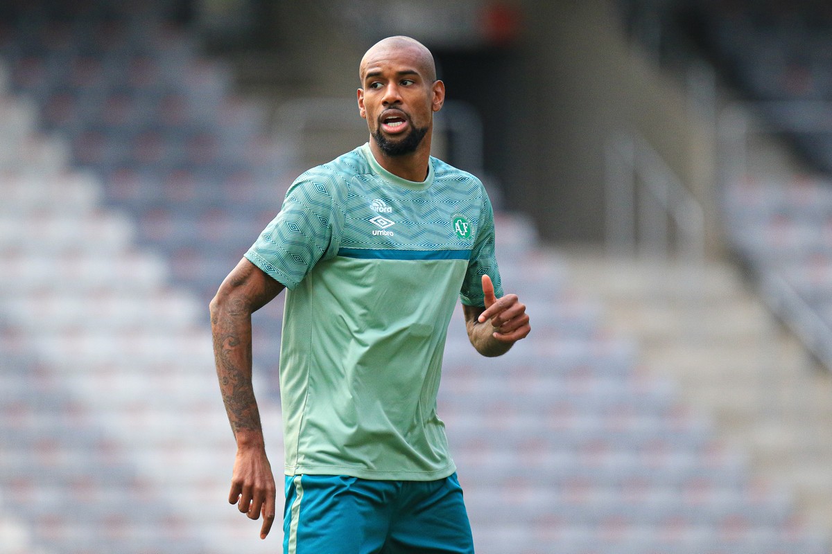 Sete gols em três partidas: após reação, defesa volta a preocupar ...