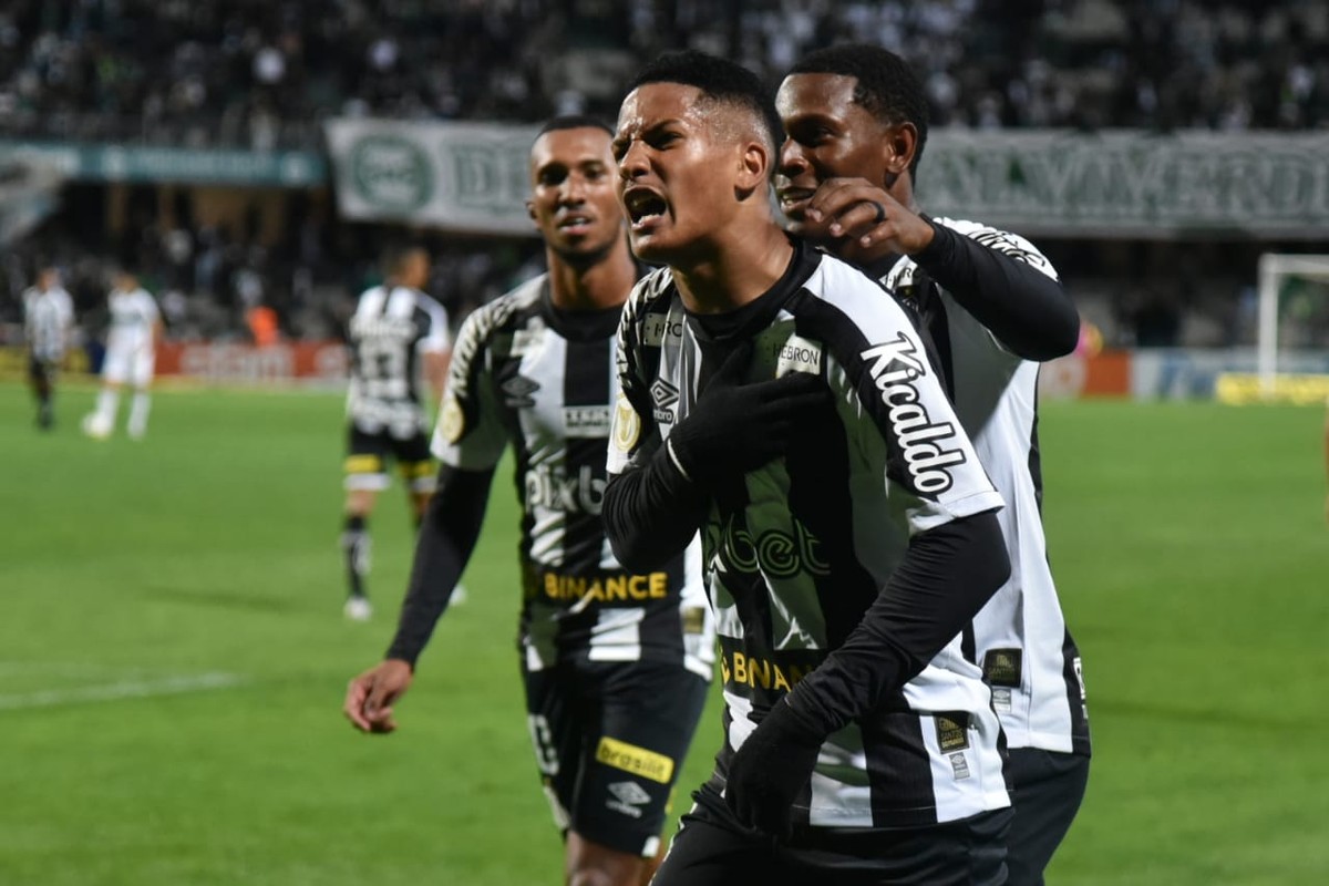 Santos marca quase metade de seus gols no Brasileirão nos minutos ...