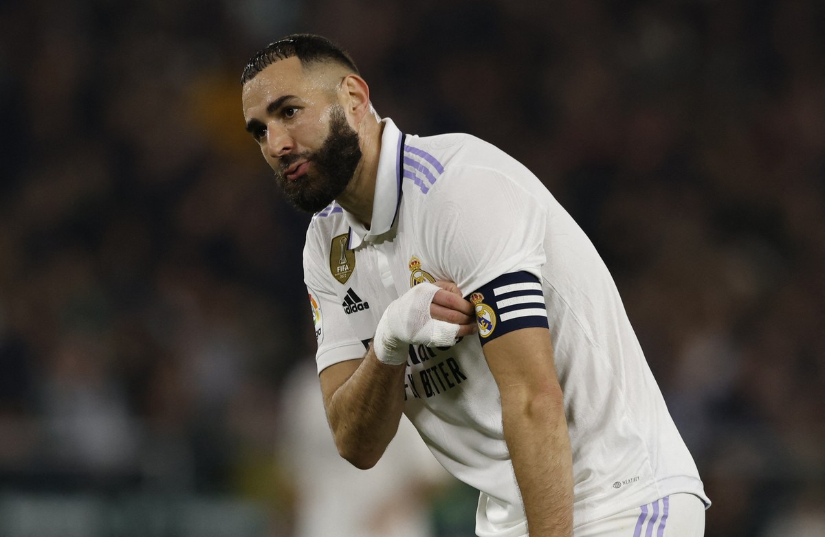 Benzema tem sétima lesão na temporada pelo Real Madrid | futebol ...
