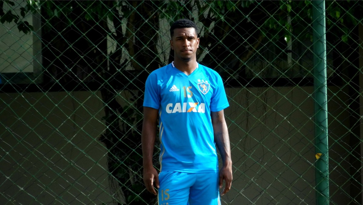 Sport acerta a contratação do lateral-direito Felipe Rodrigues ...