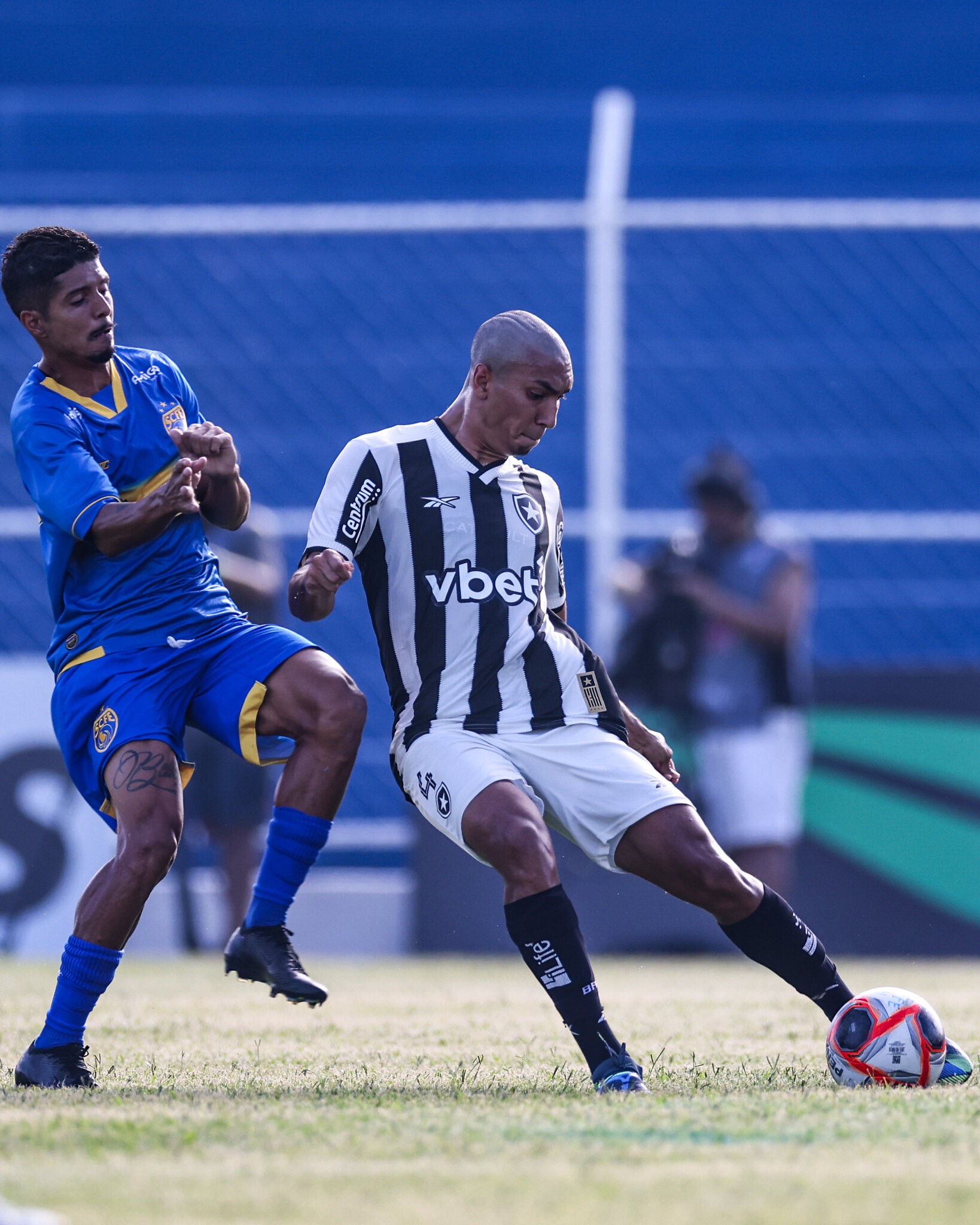 Com saídas e chegadas, veja como fica a zaga do Botafogo para 2025 | Ge