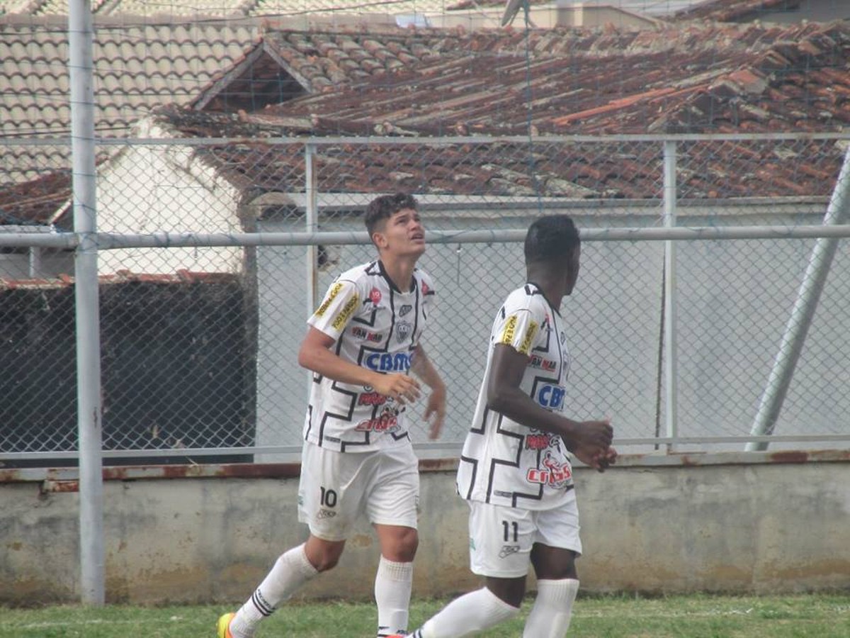 Vítima do acidente aéreo, Marcus Molinari foi artilheiro do Mineiro sub ...