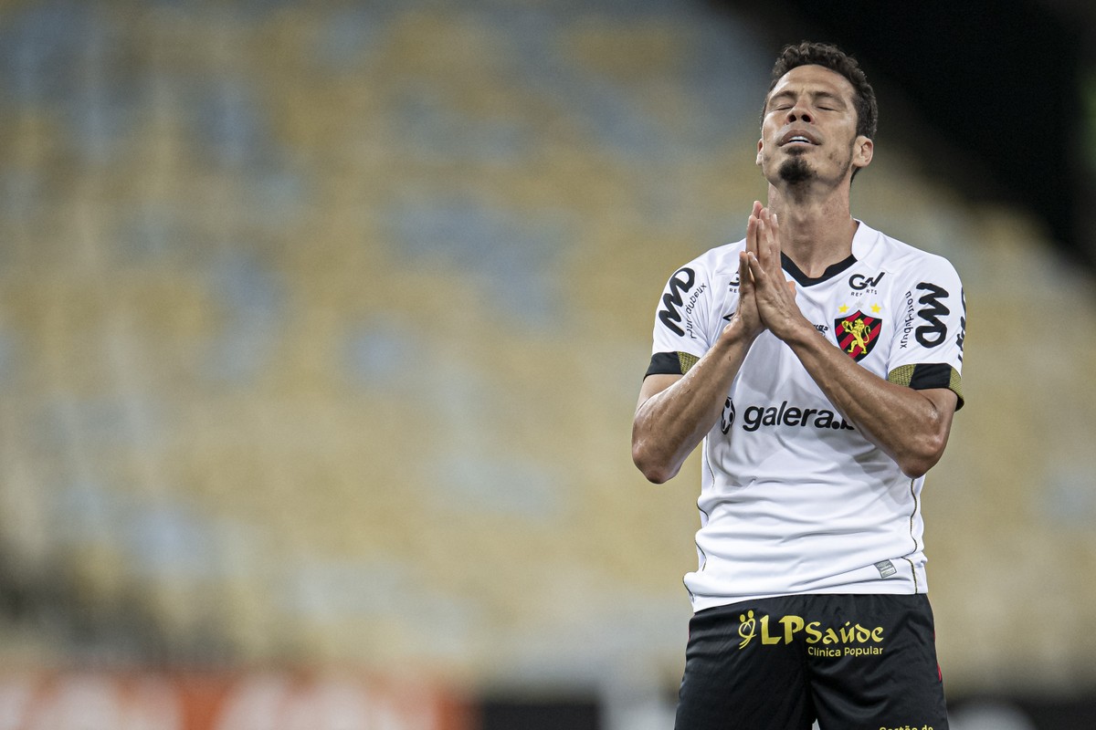 Hernanes explica saída do São Paulo e desafio no Sport: "Foi um teste ...