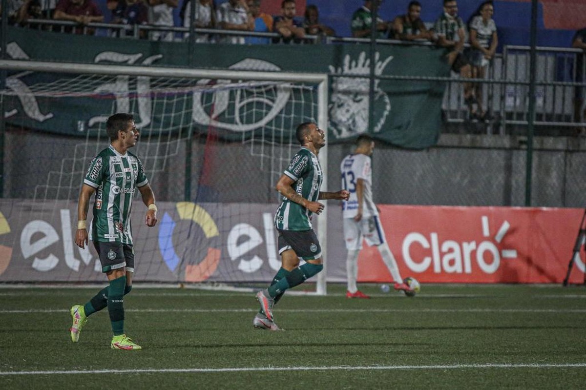 Clayton comemora início em alta no Coritiba e pode ganhar primeira ...