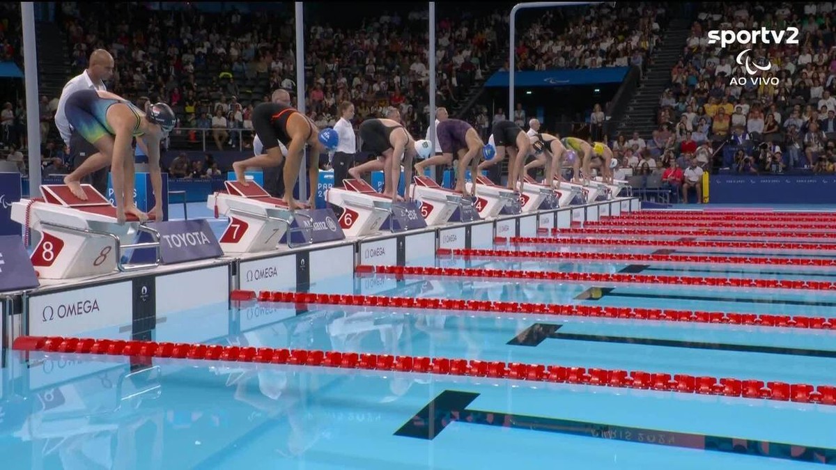 Carol Santiago é prata nos 100m peito na classe SB12 e fecha campanha com 5 medalhas ...