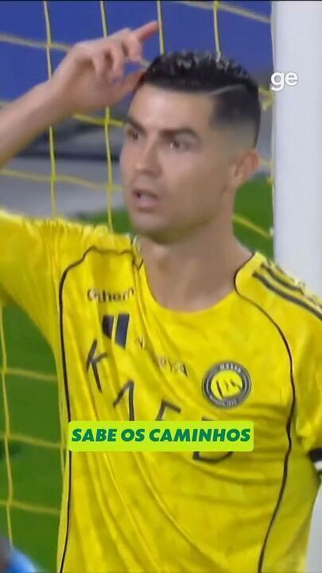 CR7 pisa na bola, perde chance incrível em derrota do Al-Nassr e vídeo ...