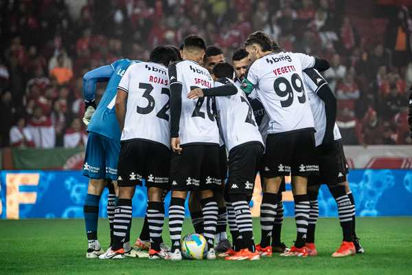 Atuações do Vasco: Adson, Lyncon e Mateus Carvalho são os melhores em ...