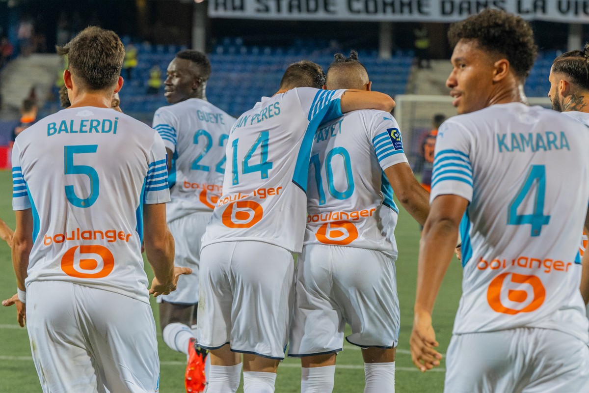 Olympique de Marselha estreia no Francês com virada incrível e em jogo ...