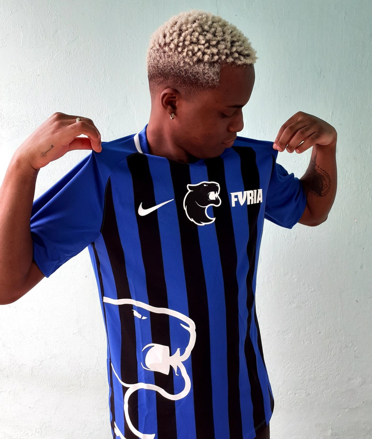 FURIA se posiciona e repudia injúrias raciais a Mose, streamer da ...