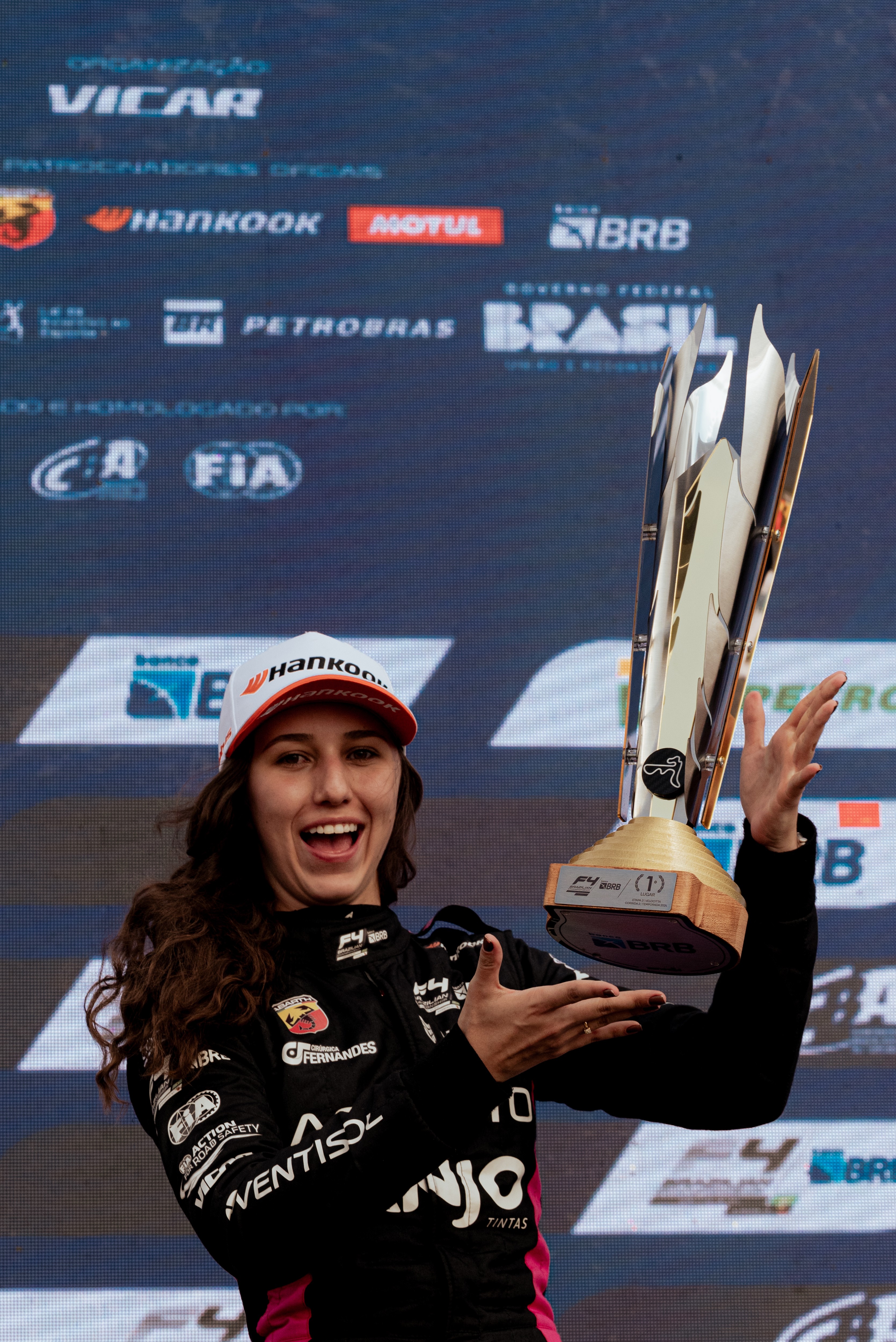 Rafaela Ferreira quer abrir caminho para nova geração de meninas | Ge