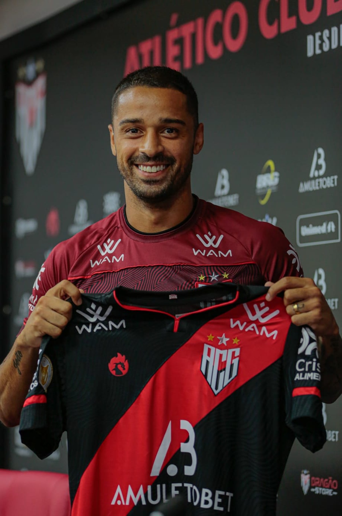 No "melhor momento da carreira", Dellatorre chega ao Atlético-GO como ...