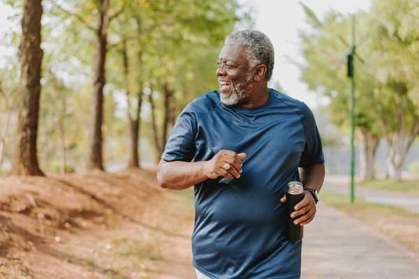 Exercícios físicos para idosos: benefícios e o que fazer | treinos | ge