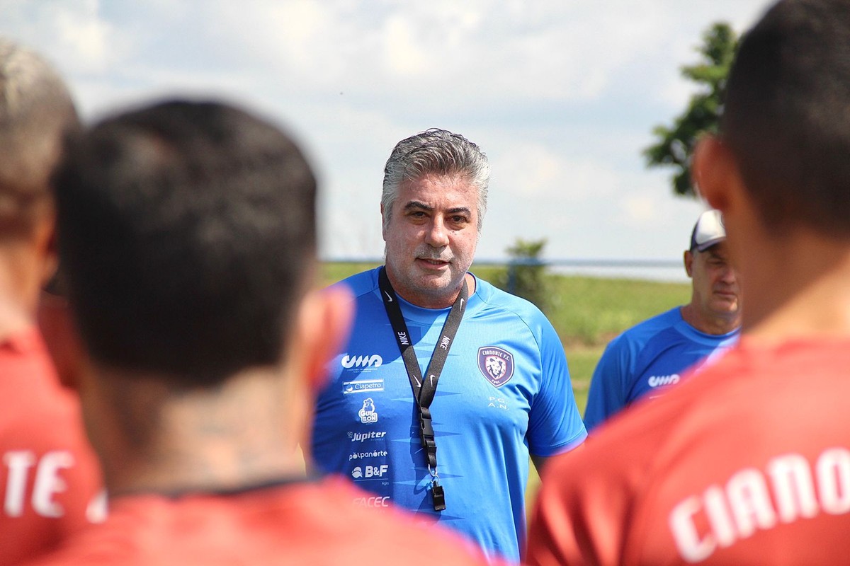 Londrina encaminha acerto com o técnico Alexandre Gallo para a Série B ...
