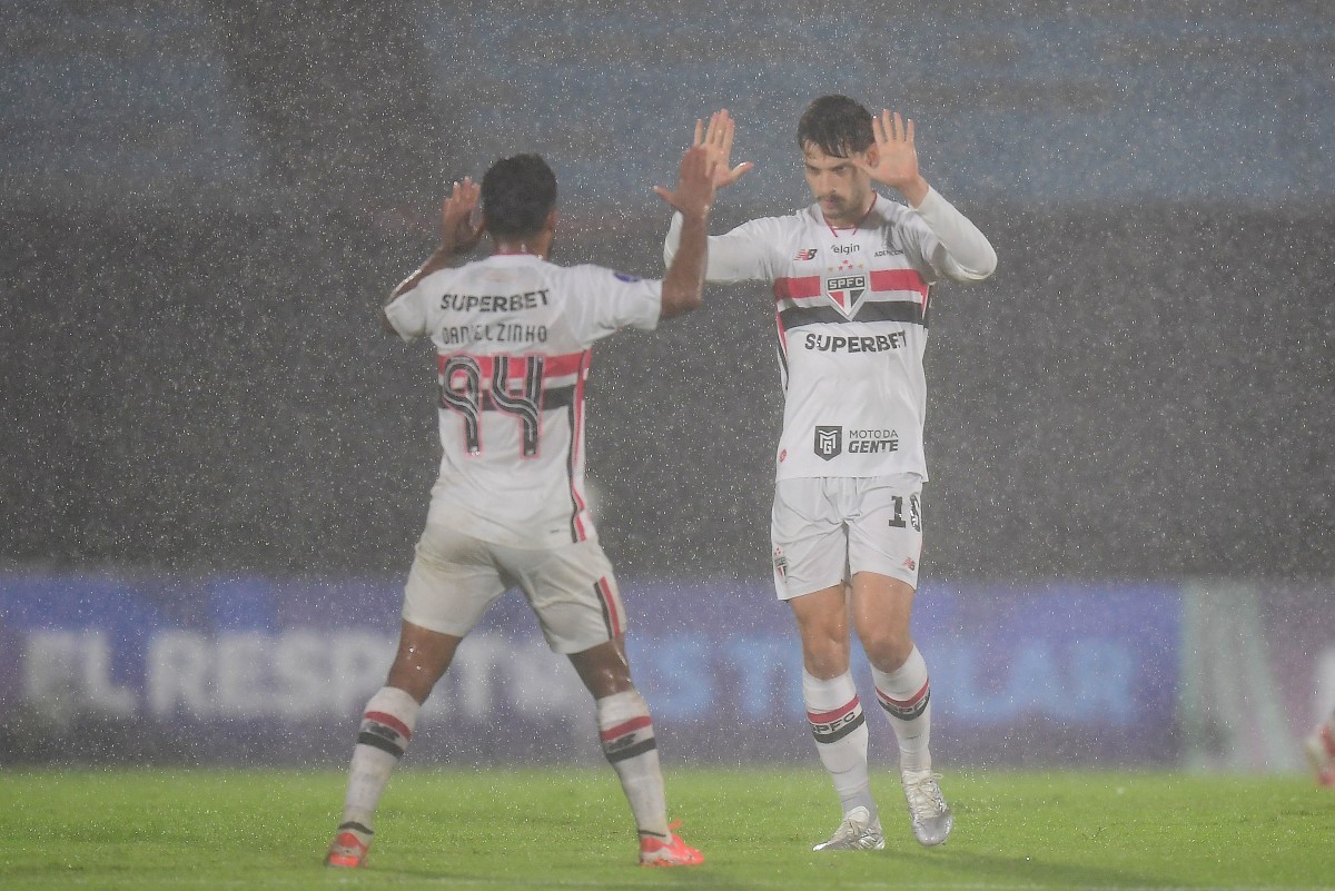 Boston River 0 x 1 São Paulo: assista aos melhores momentos | Ge