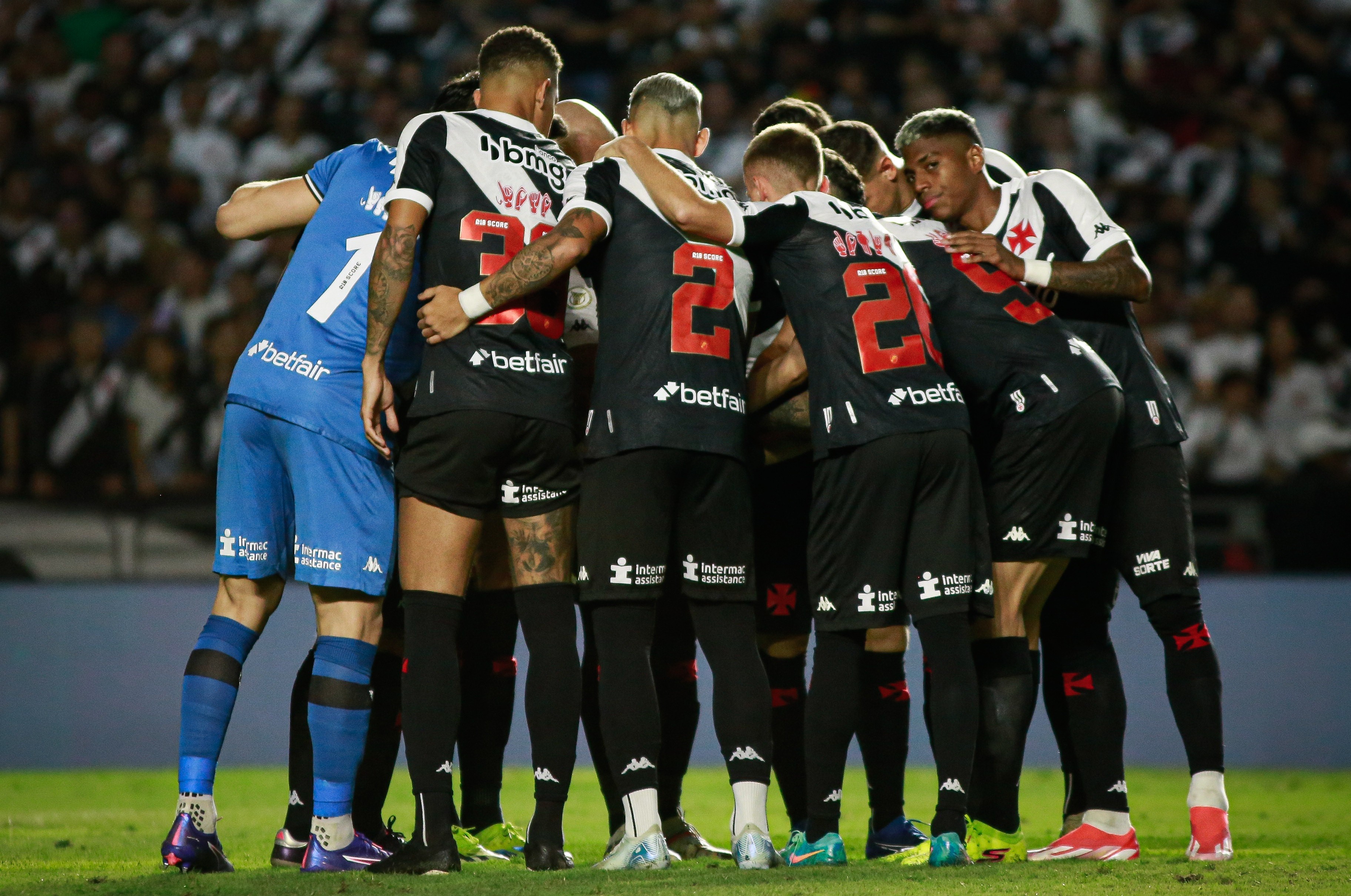 Vasco terá sequência decisiva de jogos no Rio para espantar má fase ...