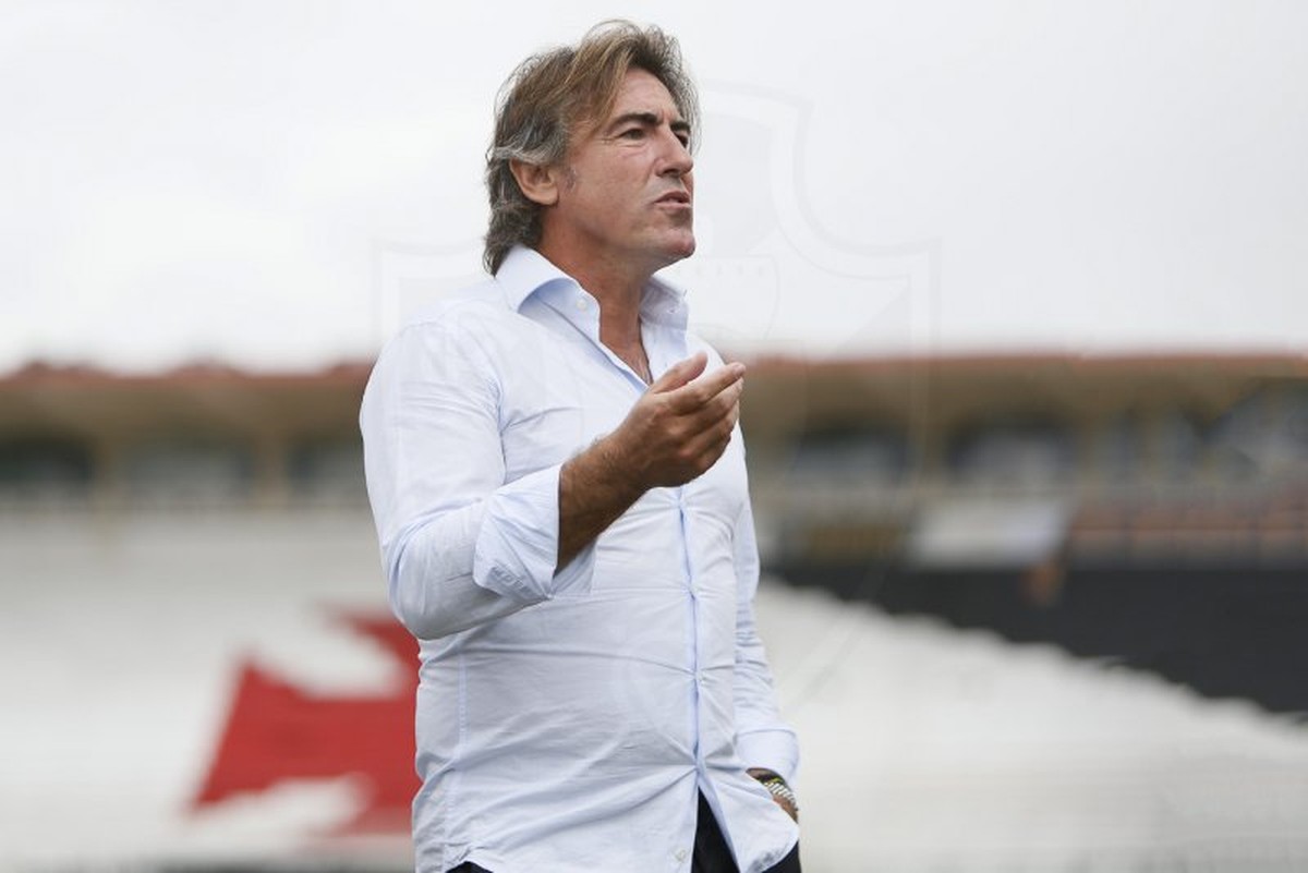 Sá Pinto é regularizado e estreia pelo Vasco nesta quarta, contra o ...
