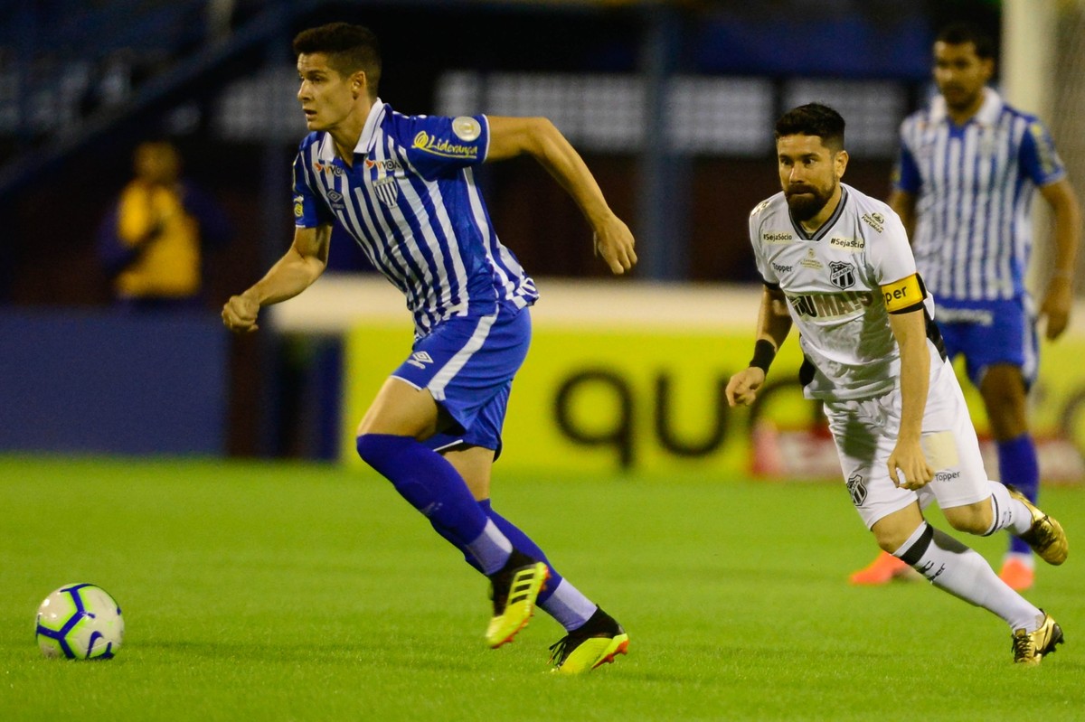Matheus Barbosa rescinde contrato com o Avaí e é anunciado pelo Vasco ...