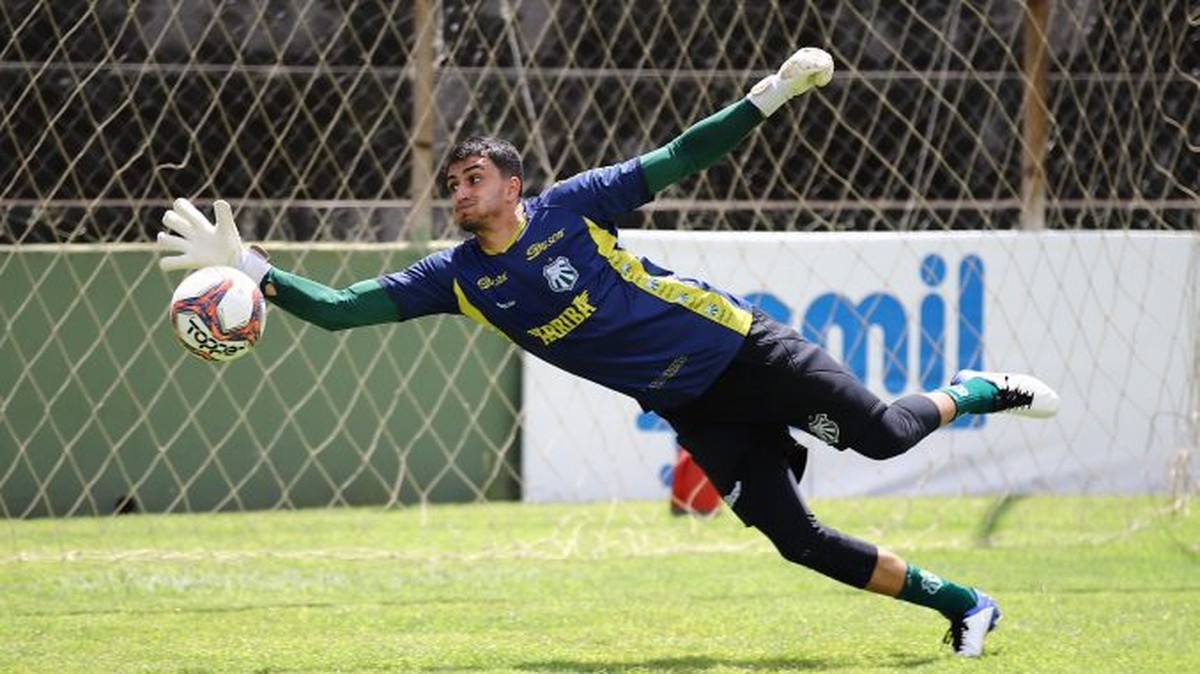Athletic confirma goleiro Lucas Passarelli para disputa da Série D do ...