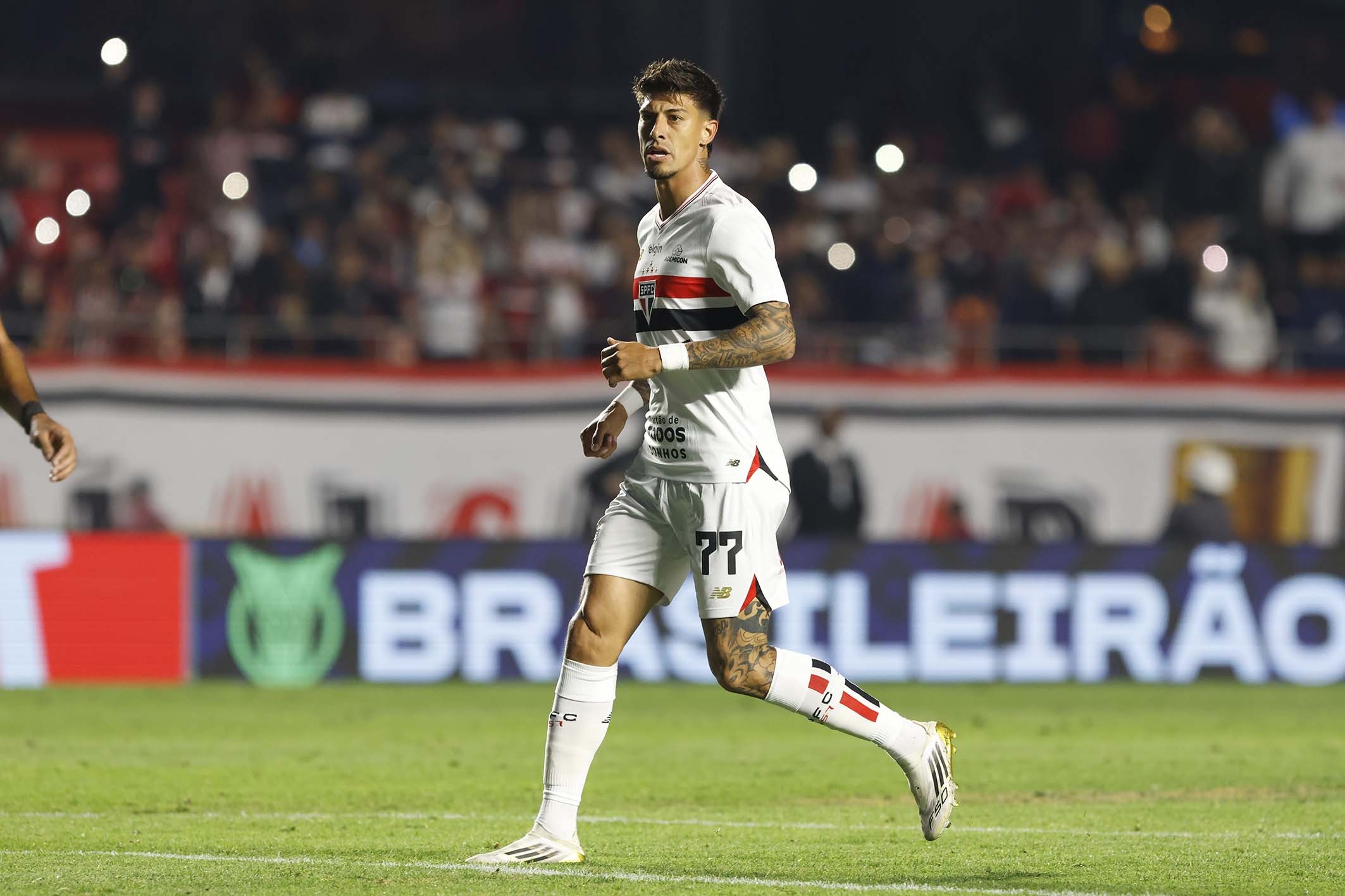 Rigoni comemora reestreia pelo São Paulo com vitória: "Estamos no ...