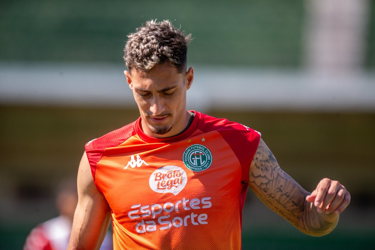 Com lesão na coxa, Derek vira desfalque do Guarani para sequência da ...