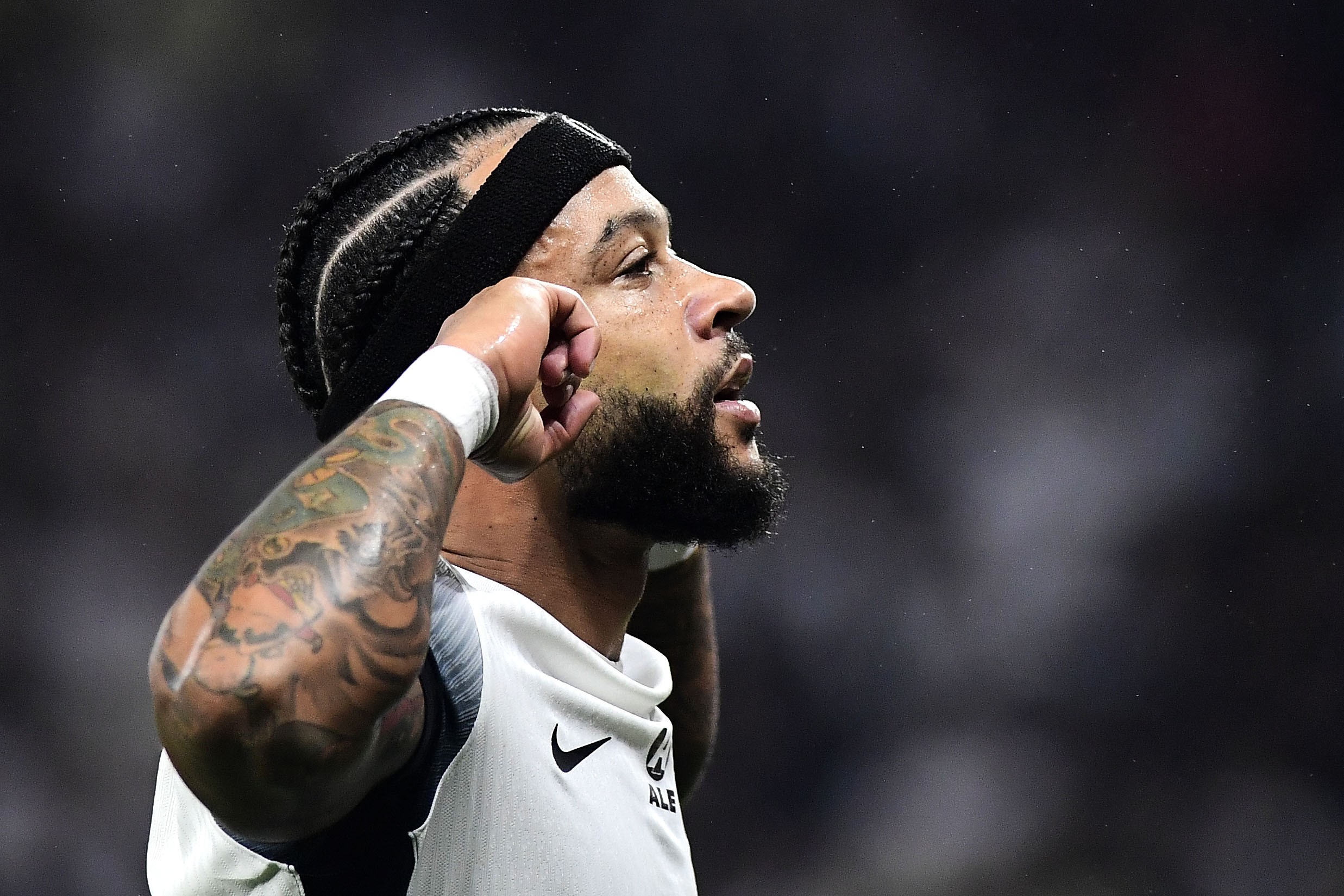 Memphis celebra noite mágica do Corinthians e diz: "Ainda tenho muito a ...