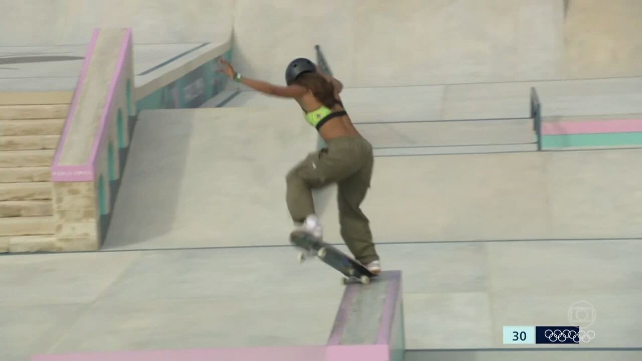 Rayssa Leal faz história outra vez e conquista o bronze no skate street das Olimpíadas de Paris