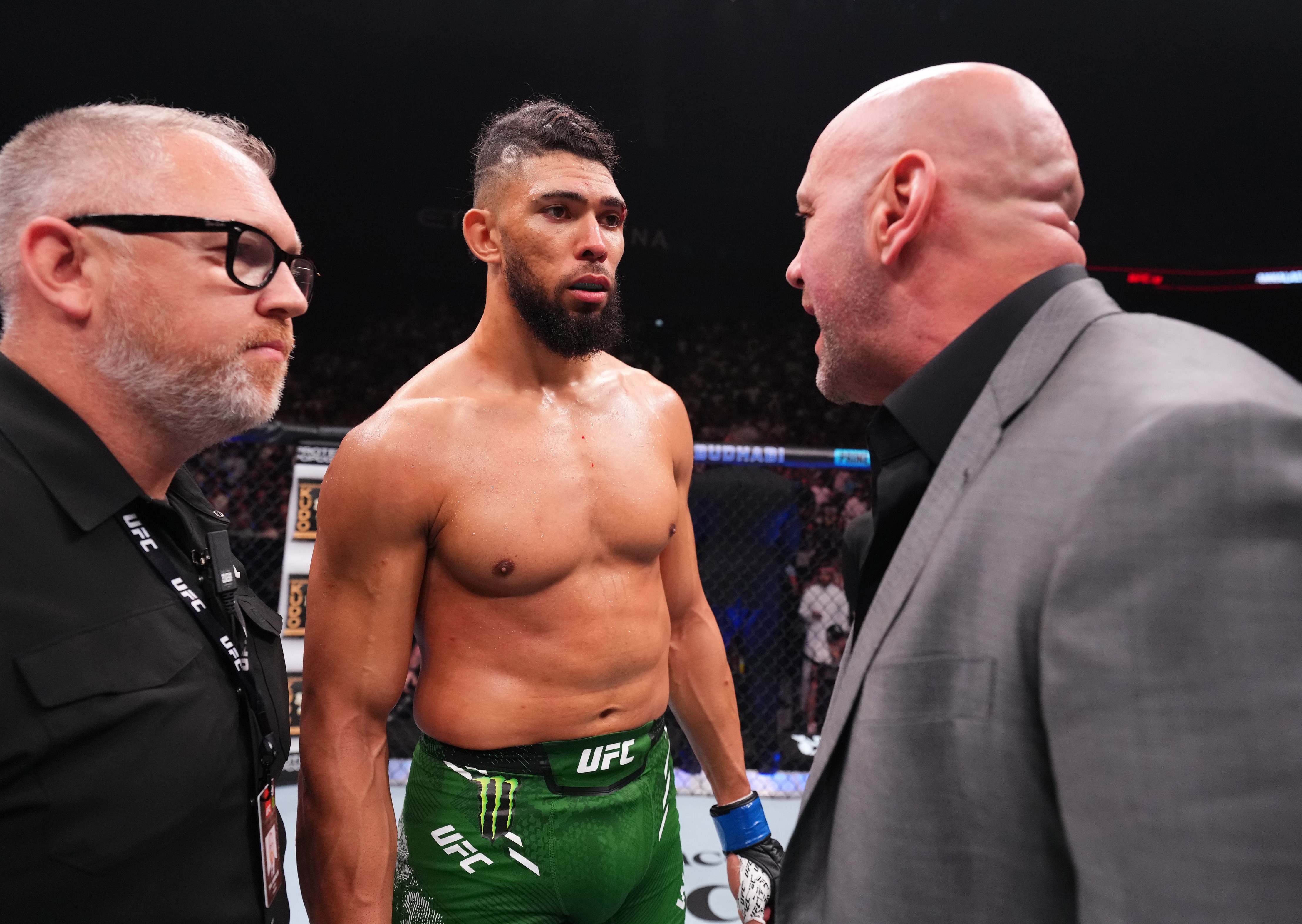 Johnny Walker explica confusão no UFC 294: "Estava ficando louco" | Ge