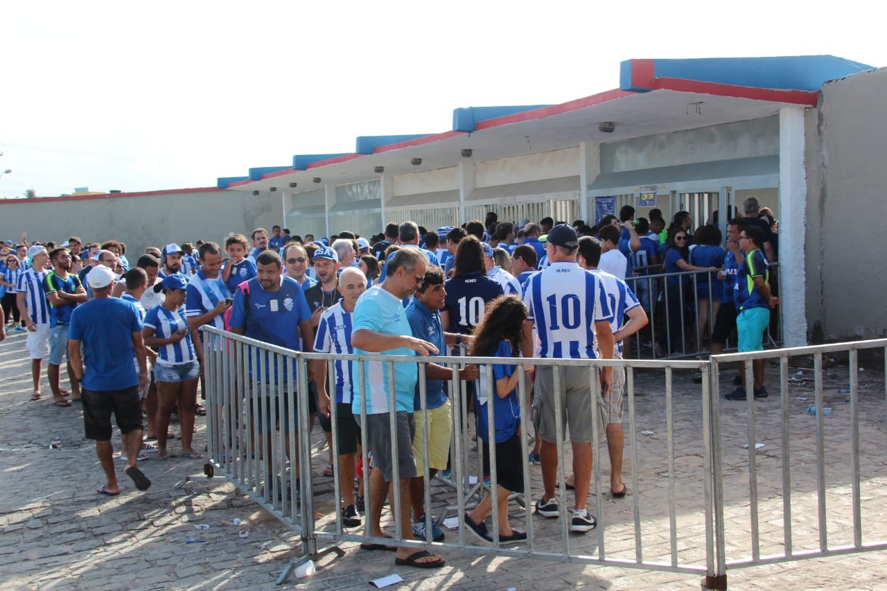 CSA coloca ingresso a R$ 5 e espera lotar o Rei Pelé na partida contra ...