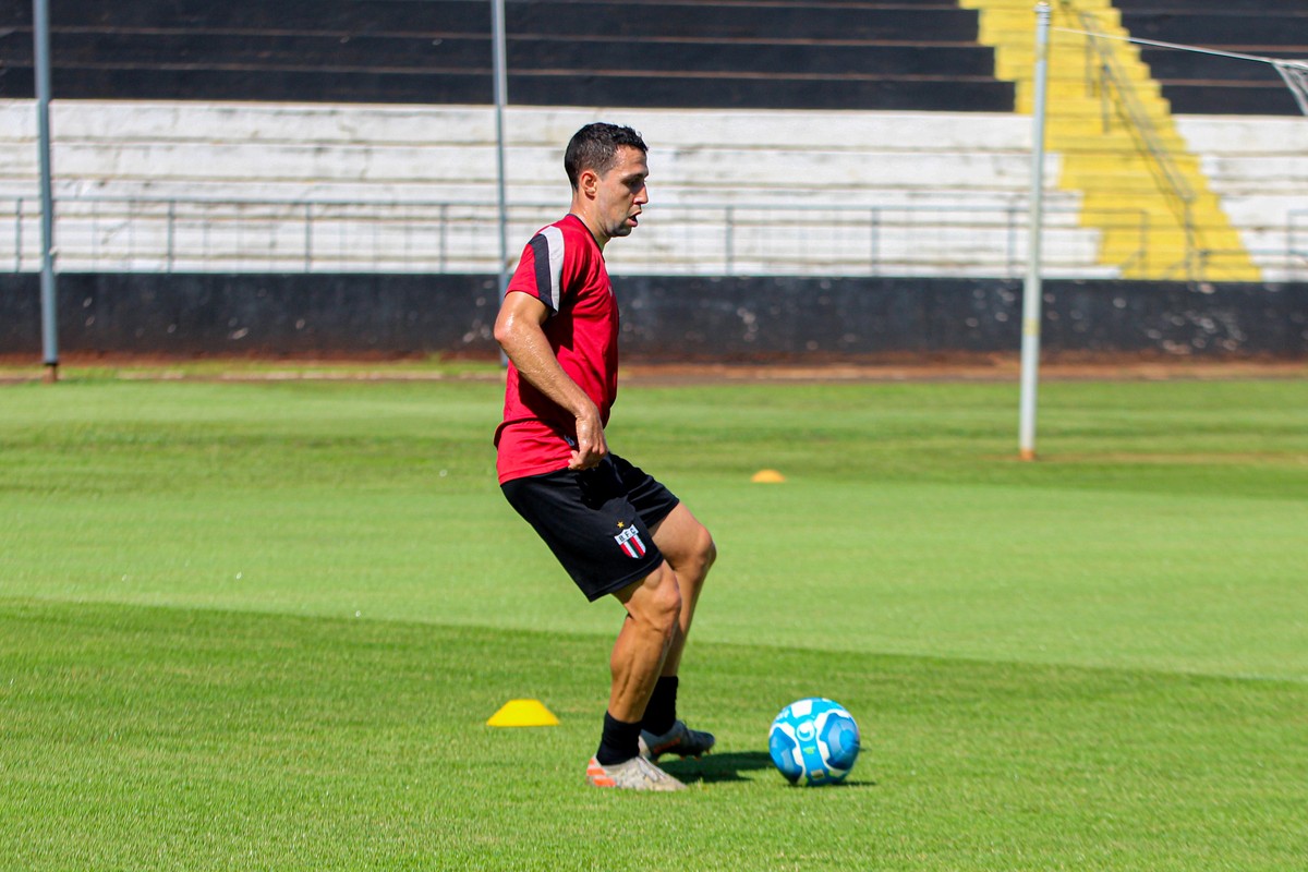 Fillipe Soutto desfalca Botafogo-SP contra Ponte; veja provável ...