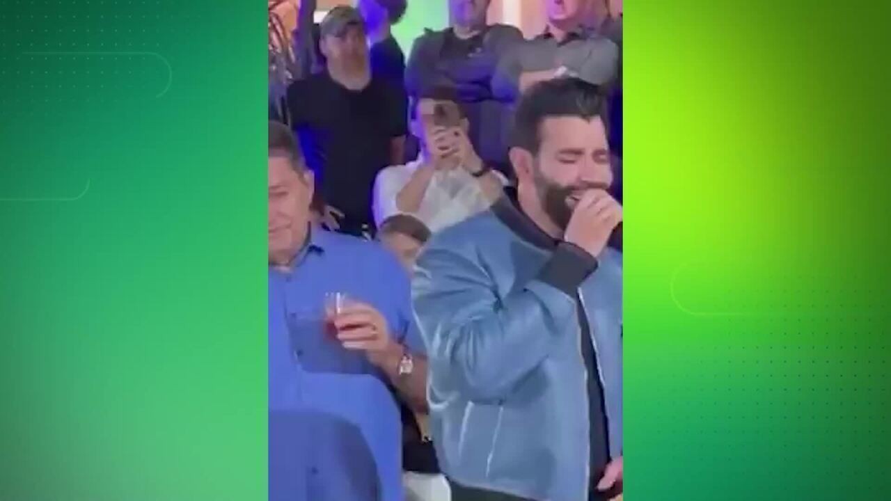Dono do Cruzeiro dá jantar para jogadores e funcionários com show do ...