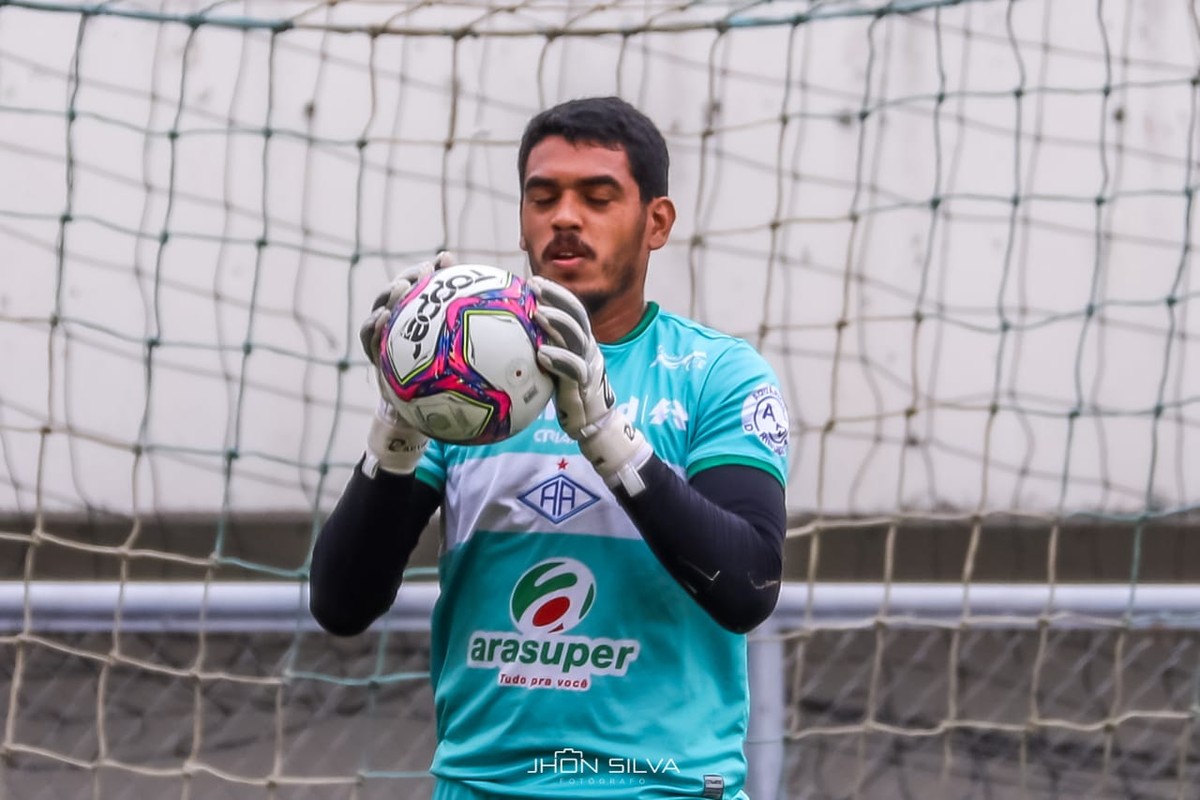 “O importante foi somar”, diz Miller após empate sem gols e manutenção ...
