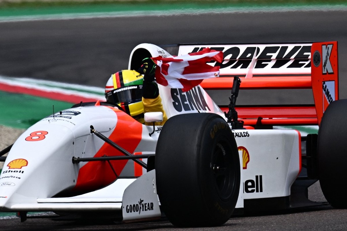 Vettel completa homenagem de Senna a Ratzenberger em Imola | fórmula 1 | ge