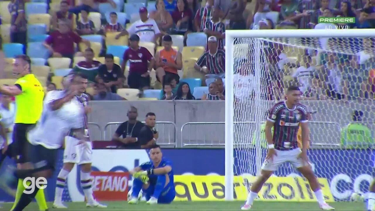 Grêmio anuncia a compra de Everton Galdino por três temporadas | Ge