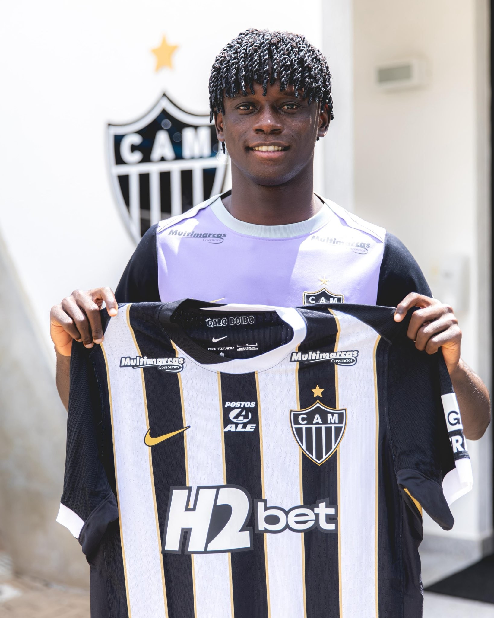 Atlético-MG acerta renovação com Cissé e amplia multa rescisória | Ge