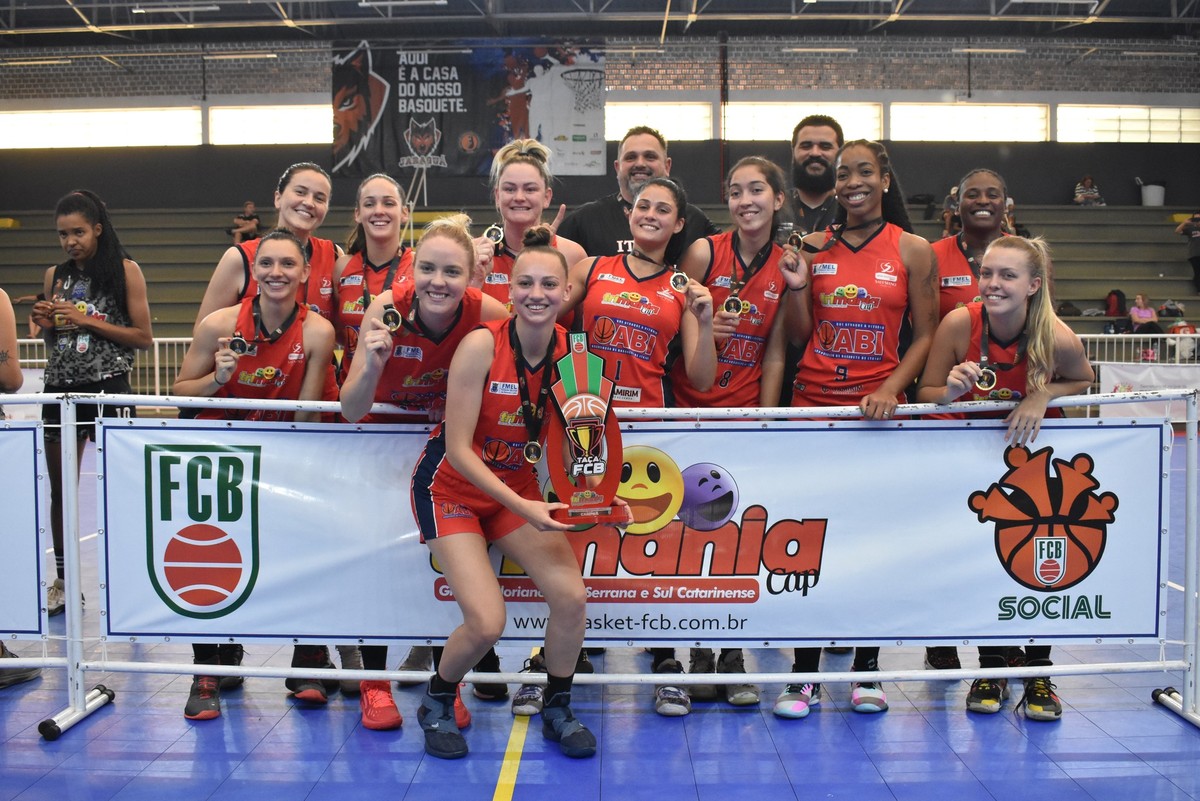 AJAB e Salesiano conquistam Taça FCB de basquete | basquete transforma ...