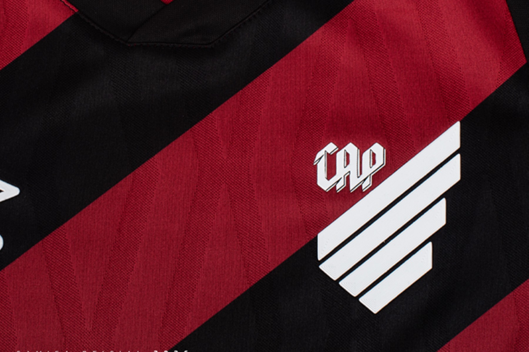 Conheça a nova camisa do Athletico para a temporada 2026 | Ge