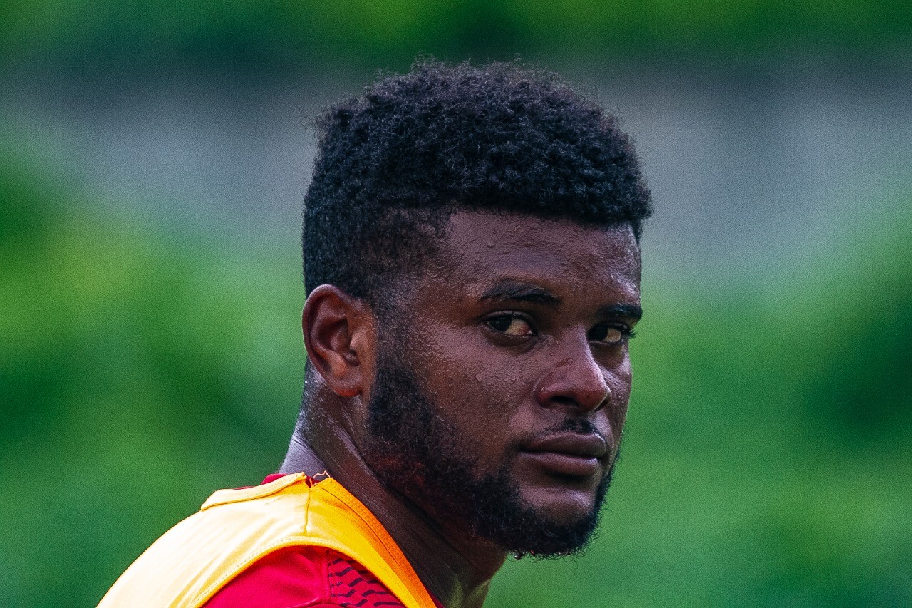 Floresta acerta a contratação do lateral-esquerdo Rafael Carioca, ex ...