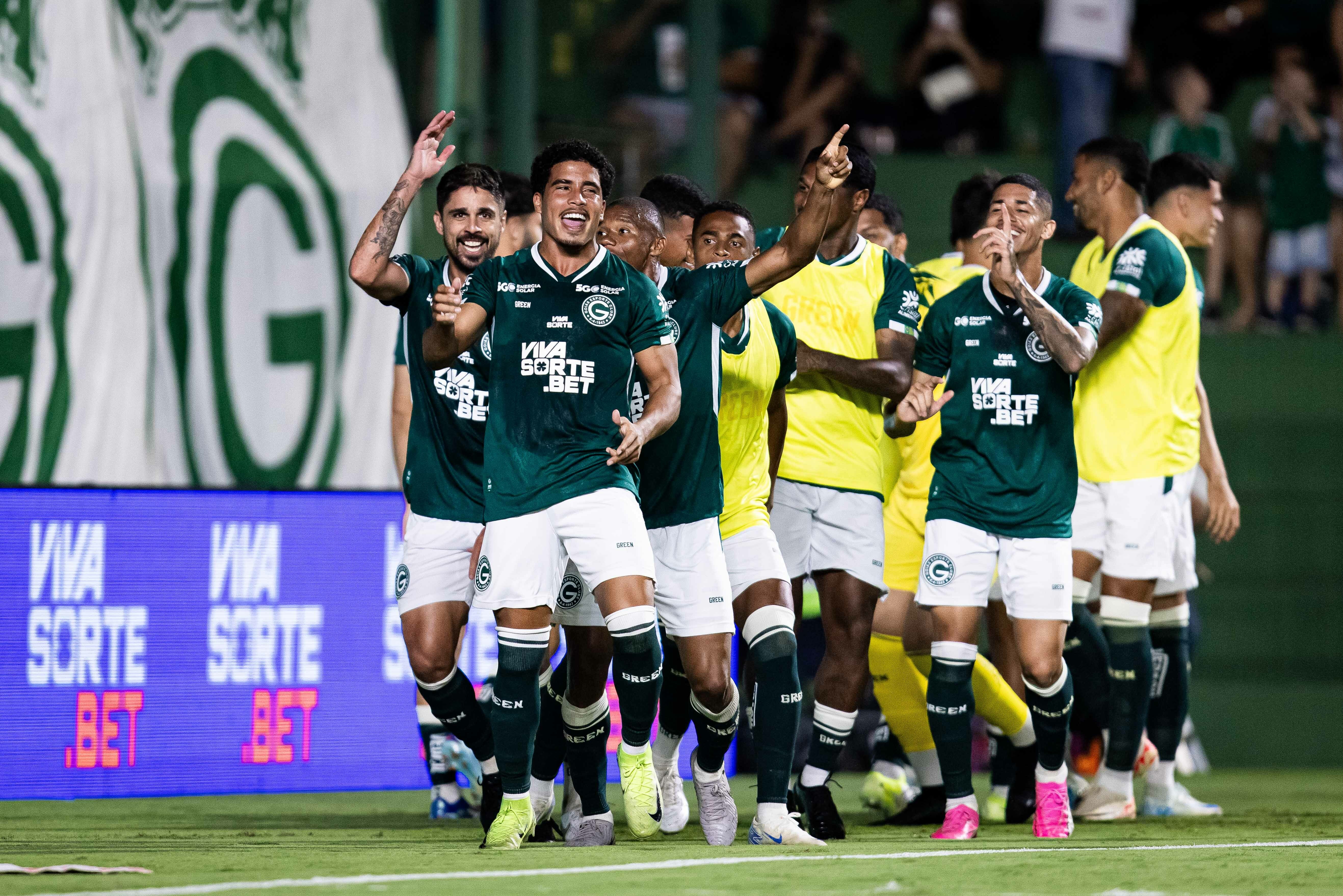 Chances Série B: Goiás tem 87%, e Coritiba, 77% de voltar à elite; veja ...