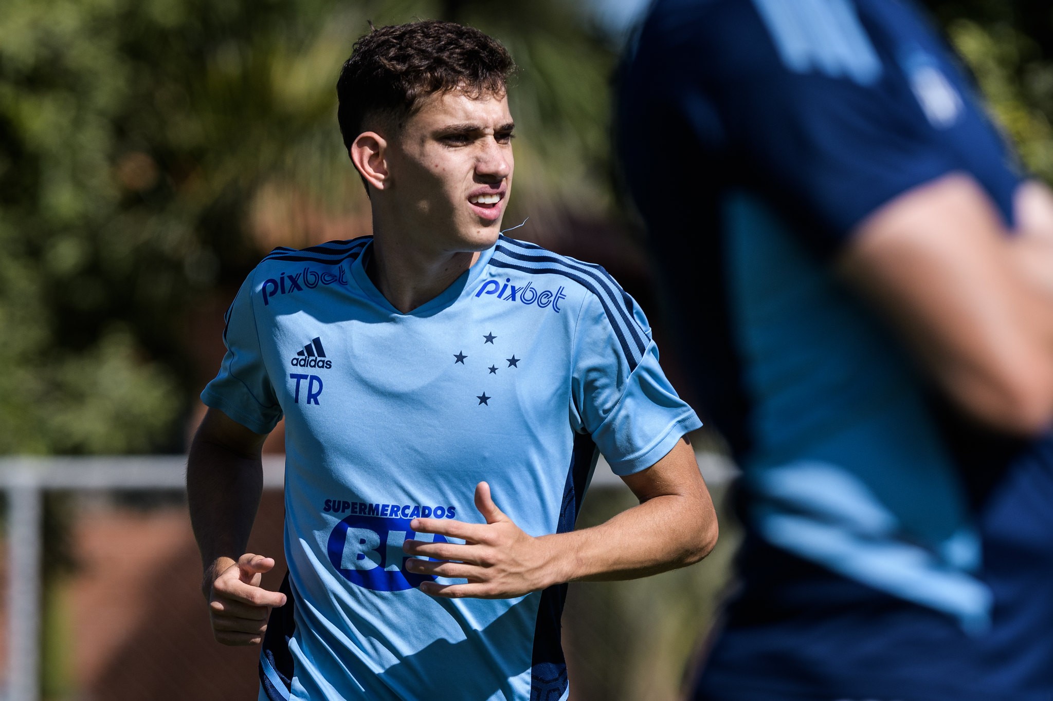 Com Ronaldo, Cruzeiro valoriza base e tem missão de aliar retorno ...