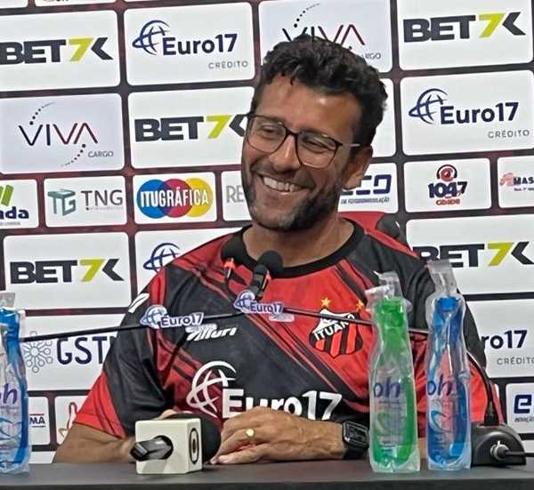 Alberto Valentim mostra otimismo antes da estreia do Ituano na Série B ...