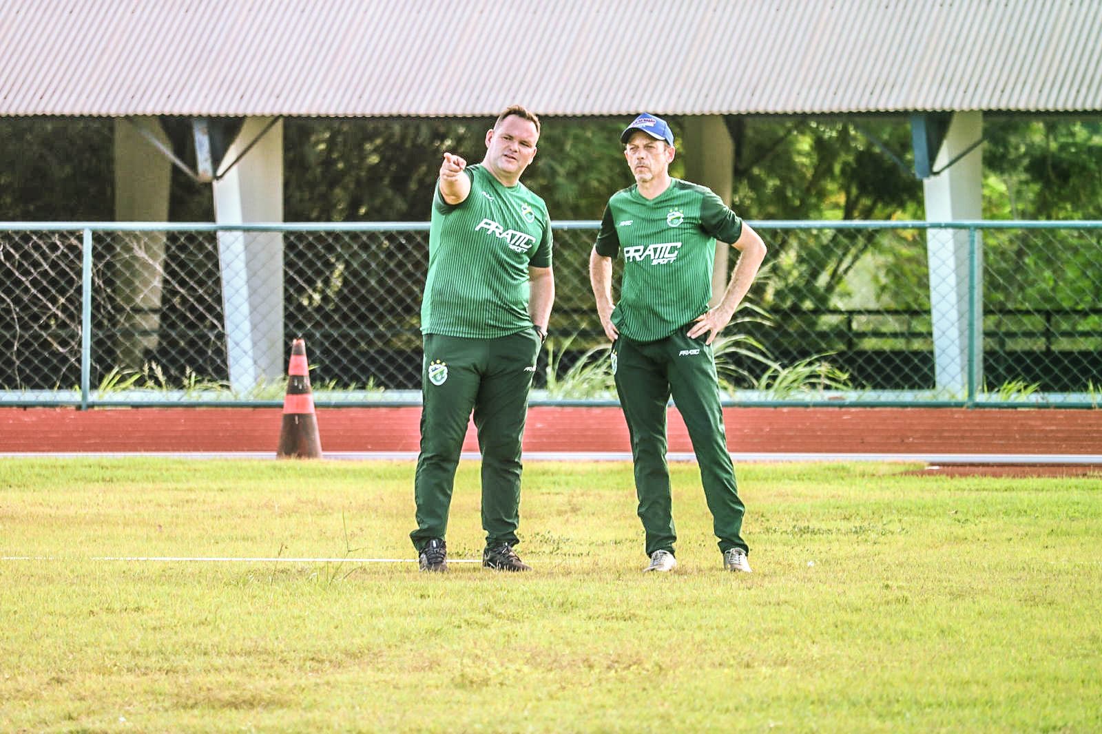 Bassoli vê “tempo de casa” como trunfo para reverter má fase do Altos ...