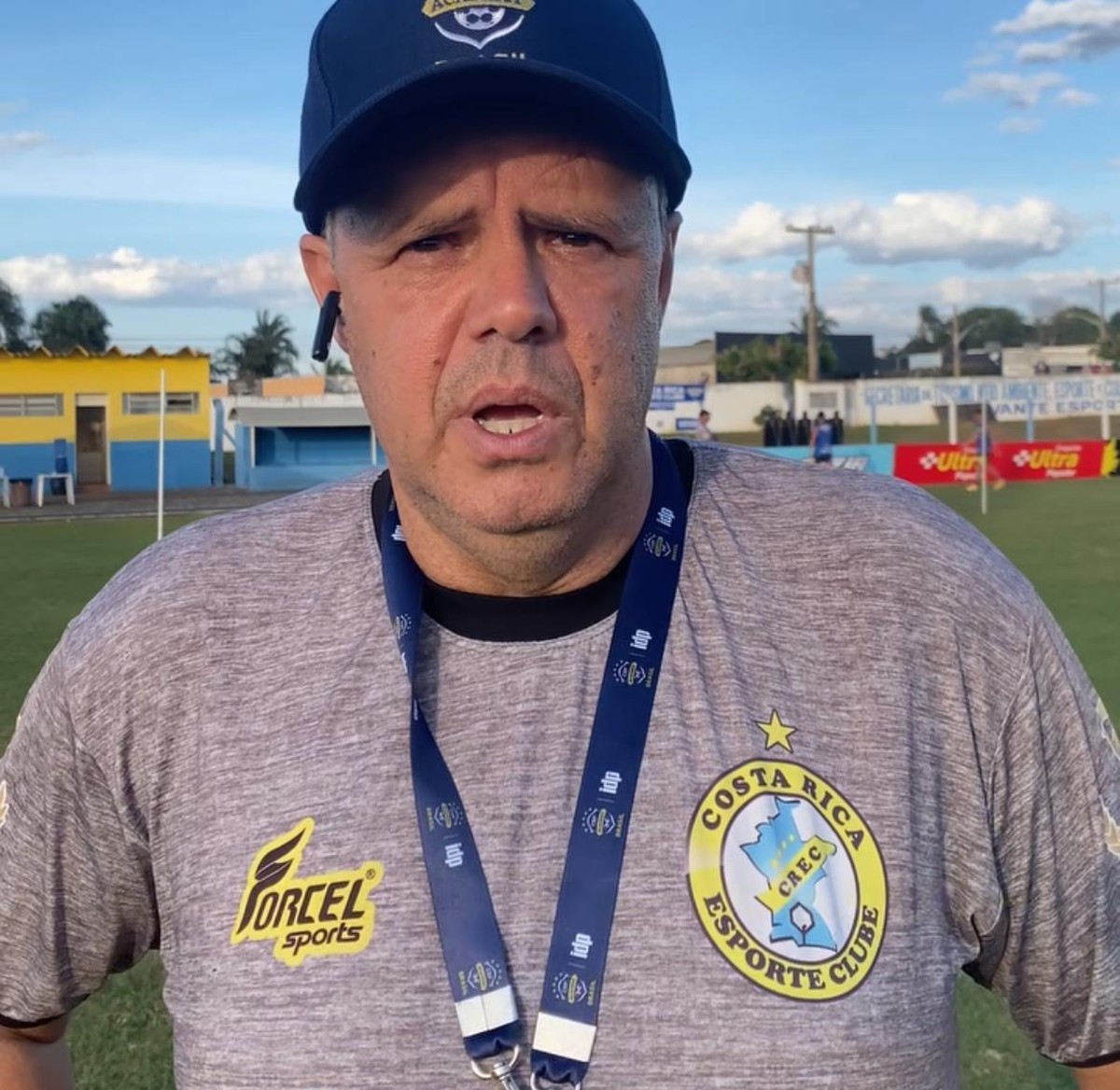 Alan George pede demissão do Costa Rica por questões de saúde familiar ...