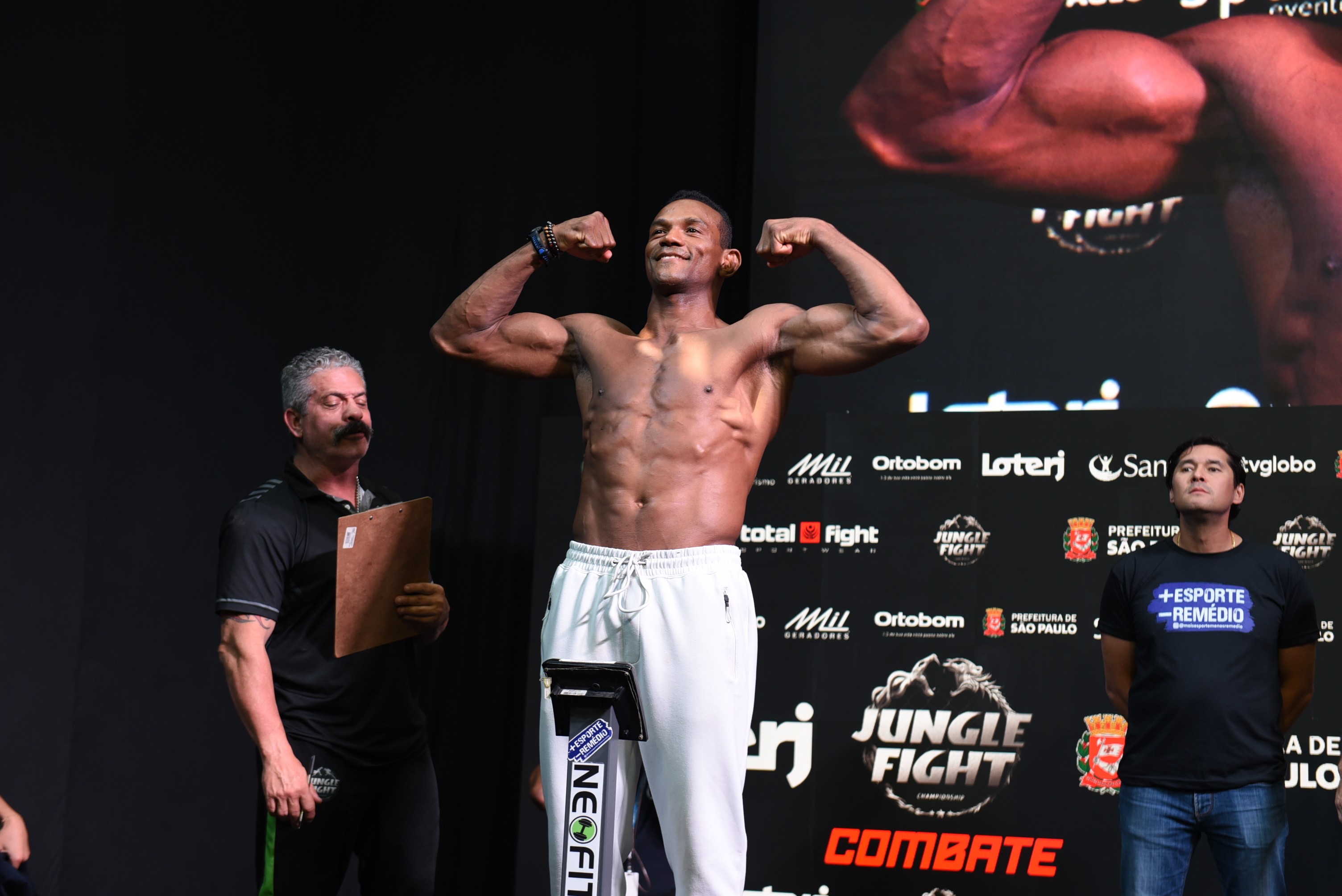 Fabricio Bakai topou Fight do Milhão sem nem saber rival e concilia MMA ...