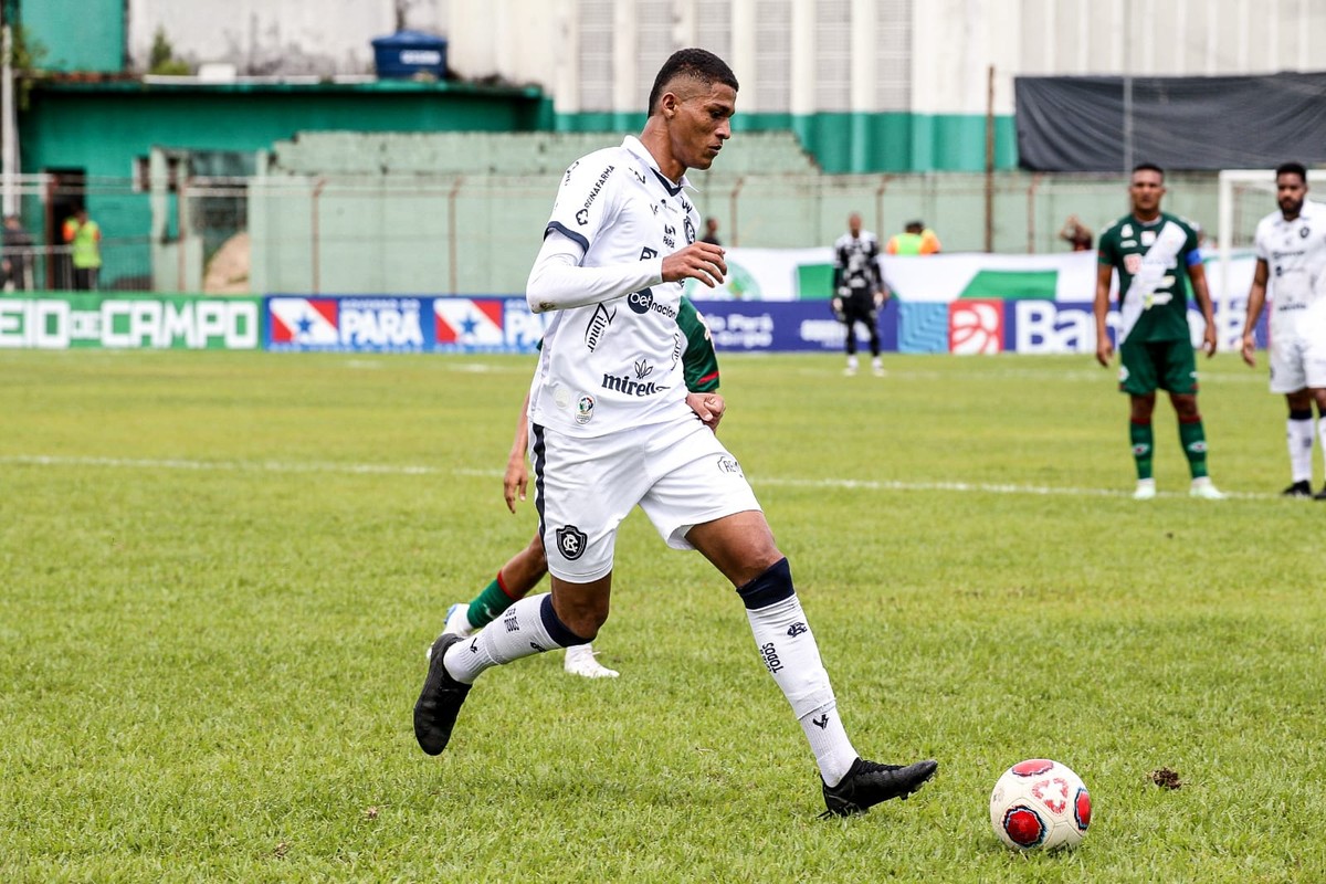 Remo utiliza nove jogadores da base contra a Tuna, poupa titulares e dá ...