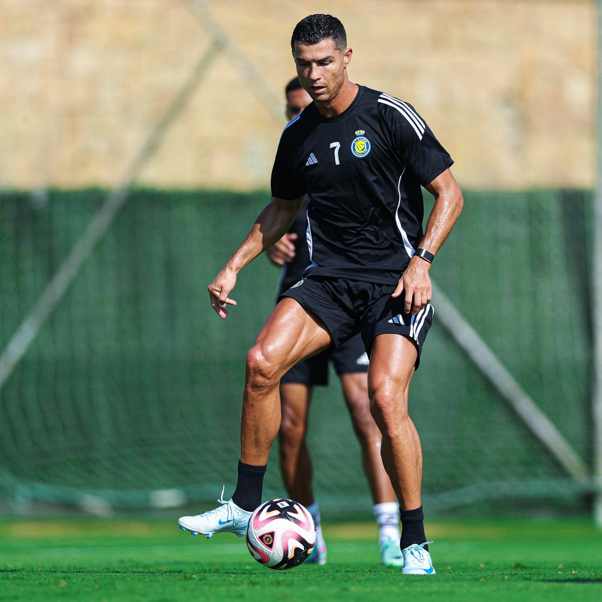 Cristiano Ronaldo celebra volta aos treinos no Al-Nassr após a Euro ...