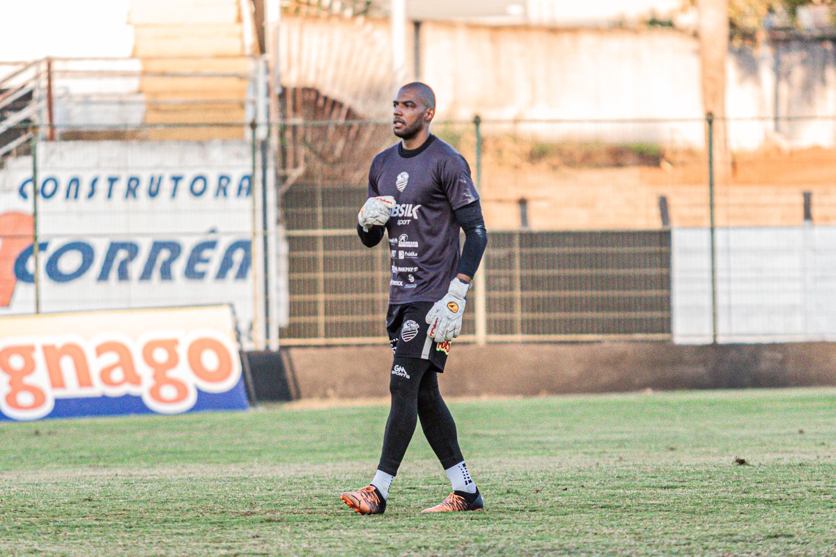 Goleiro Marcos projeta estreia do Comercial na Copa Paulista: "Trabalho ...