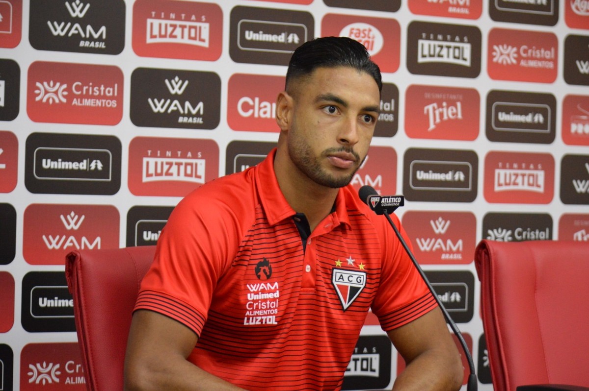 Nathan mantém otimismo com Atlético-GO na Série B: “Entrar em todos ...